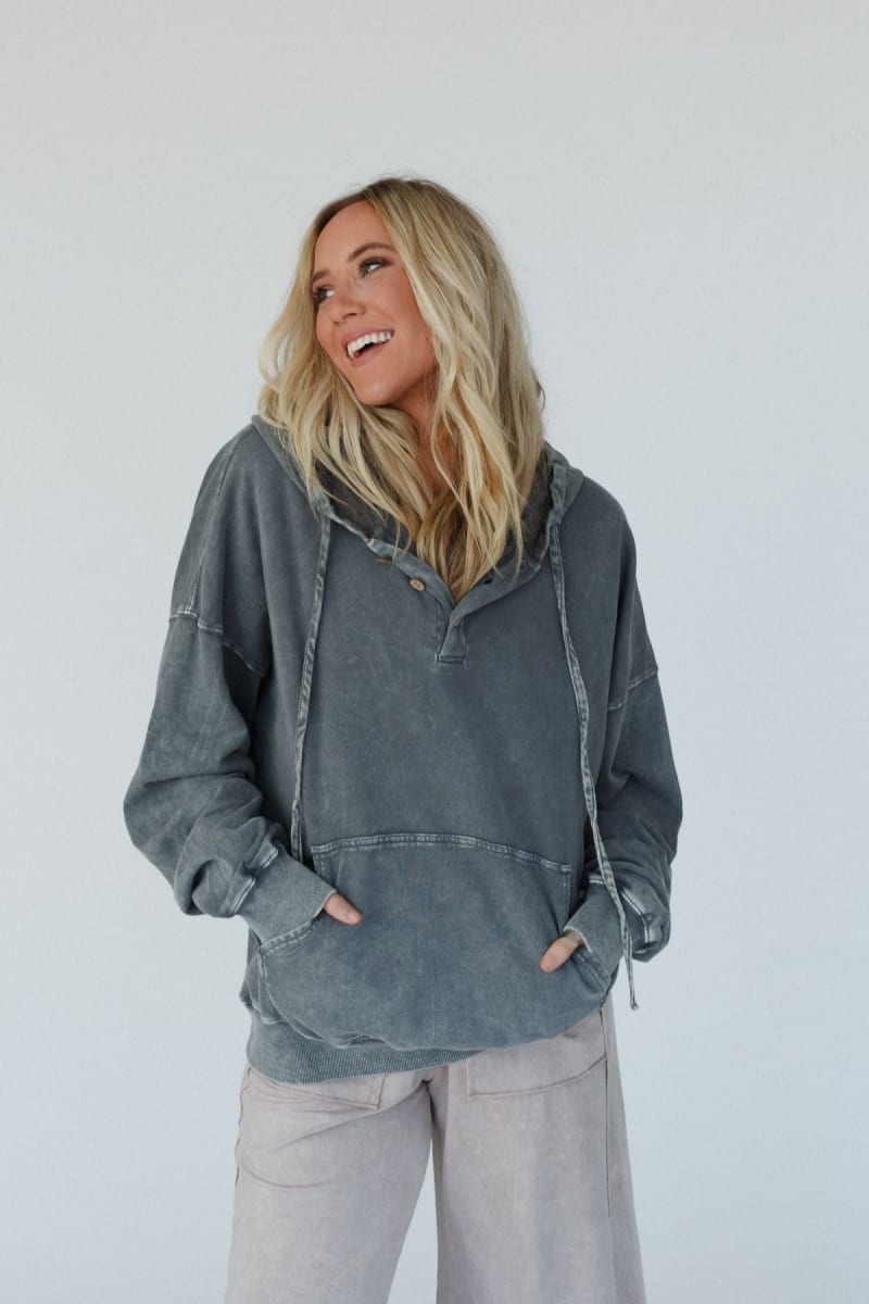 Janelle Peace Patch Sweatshirt Top - Ash | Three Bird Nest